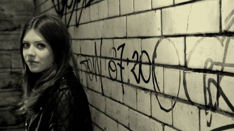 Rachel Mcalpine releases a music video for “Please Just Go”