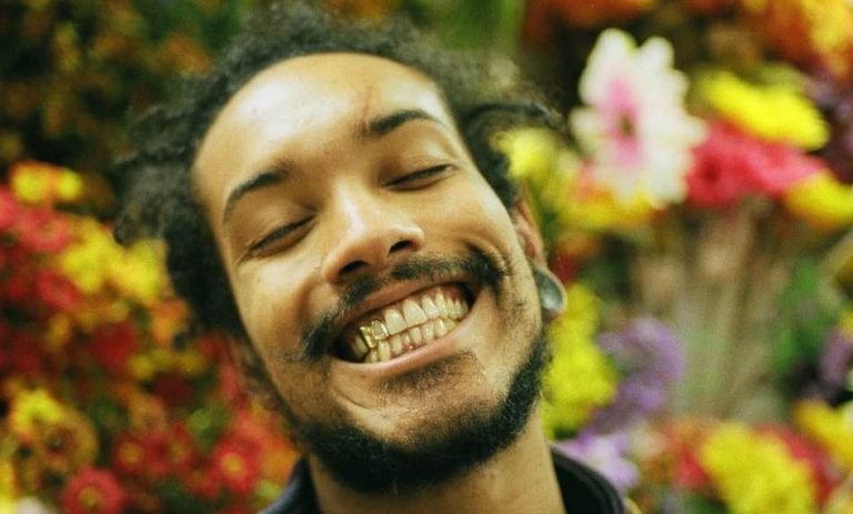 Gabe ‘Nandez releases a music video for his "Plaques" single