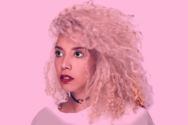 Beth Thornton releases a lovely pop tune, entitled, “I Wish You Would”