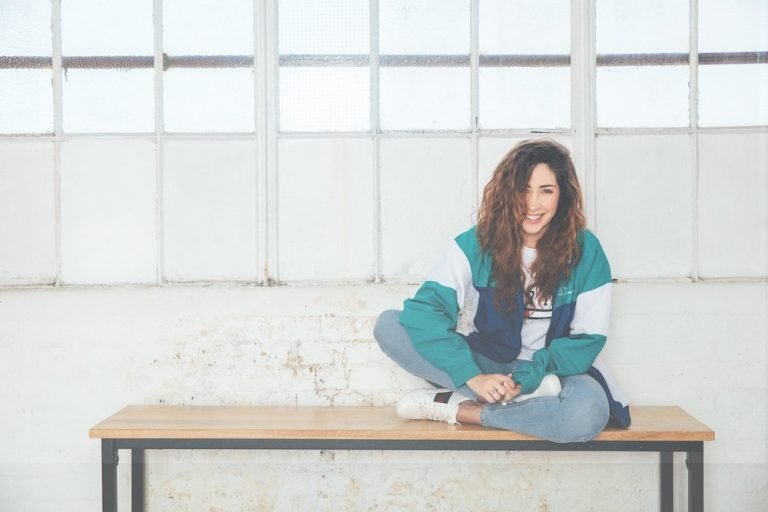 RuthAnne releases an inspiring music video for her “Liquid” single