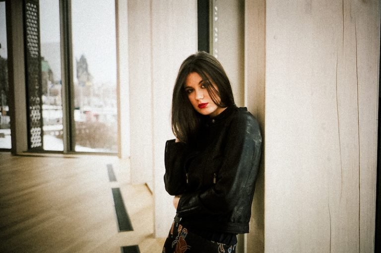 Emma Lamontagne releases a video for her “Love Games” single