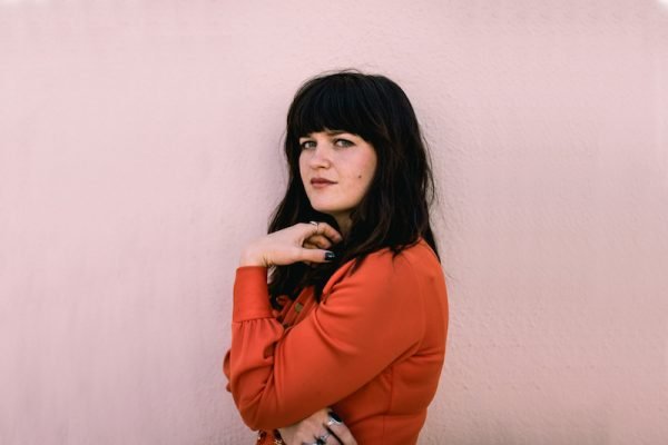 Laura Jean Anderson drops her “Live From Studio Hotel Earth” EP