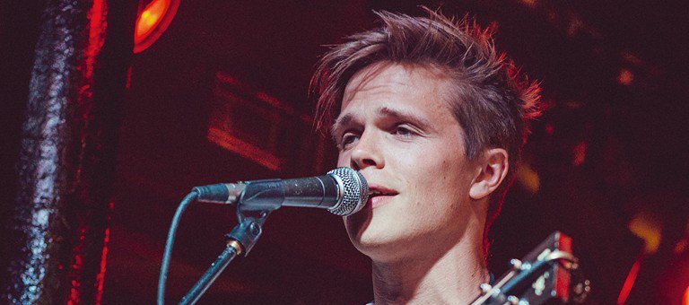 Dan Olsen releases a lyric video for his “Still Be Gone” single