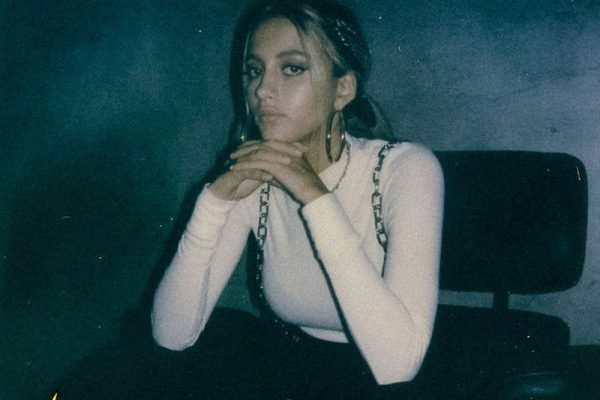 Erin Bloomer releases a lovely pop tune, entitled, “Lately”