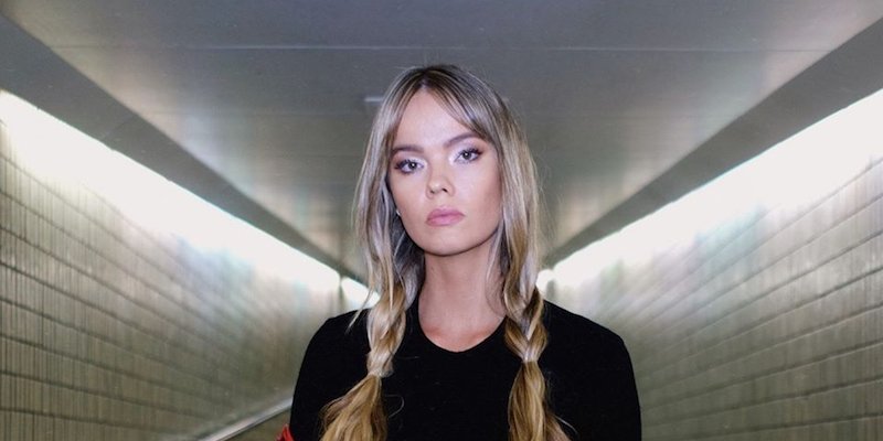 Mayah releases an attractive debut single, entitled, “Pray”