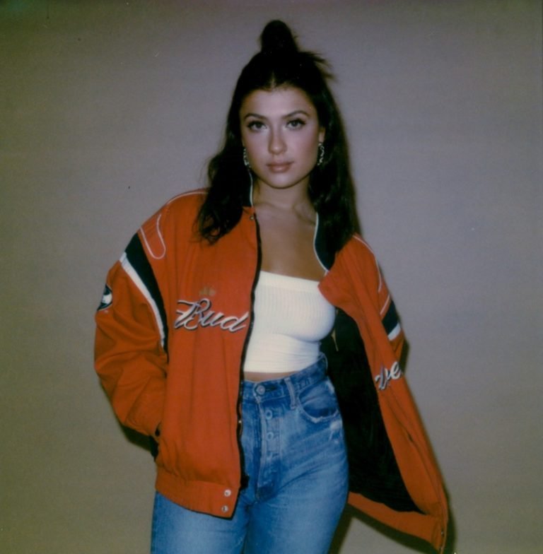 Leah Kate releases a music video for her “Used To This” single