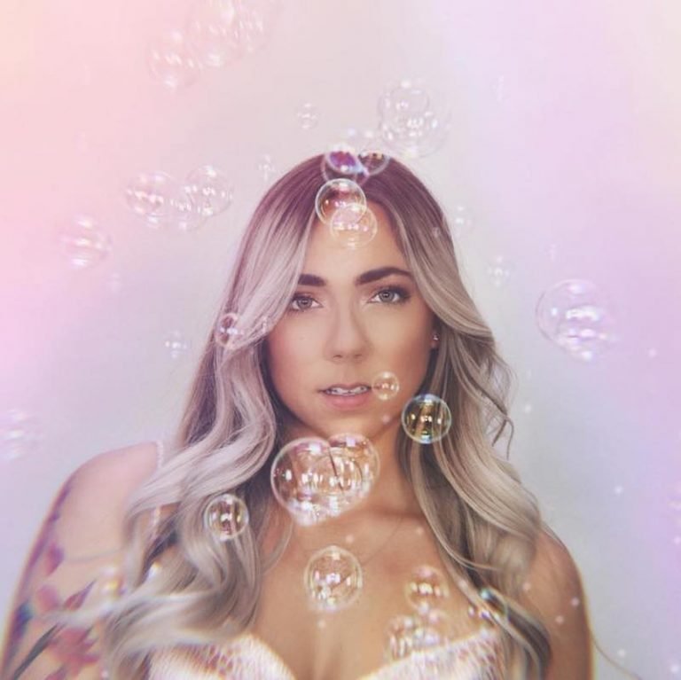 River Iris releases a lovely debut single, entitled, “Bet on Your Love”