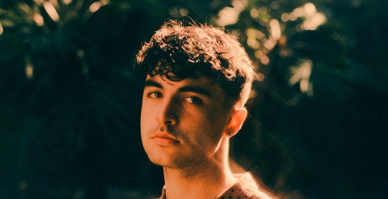 KIAN releases a groovy alternative-pop tune, entitled, “Sunbeam”