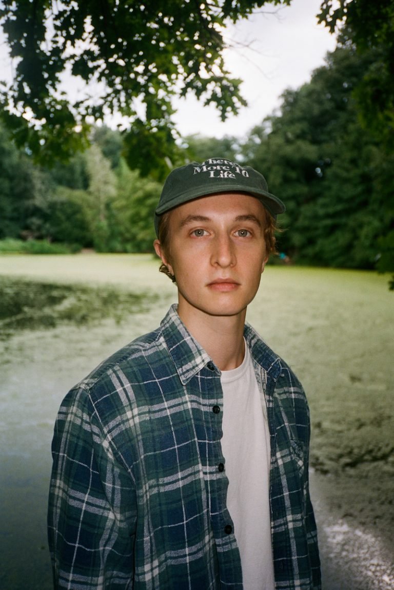 Dylan Owen releases a music video for his “A Time To Move On” single