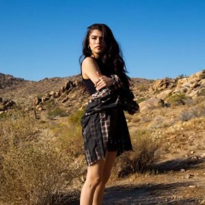 Dylan Conrique drops a video for her “Bitter” song ft. Noak Hellsing