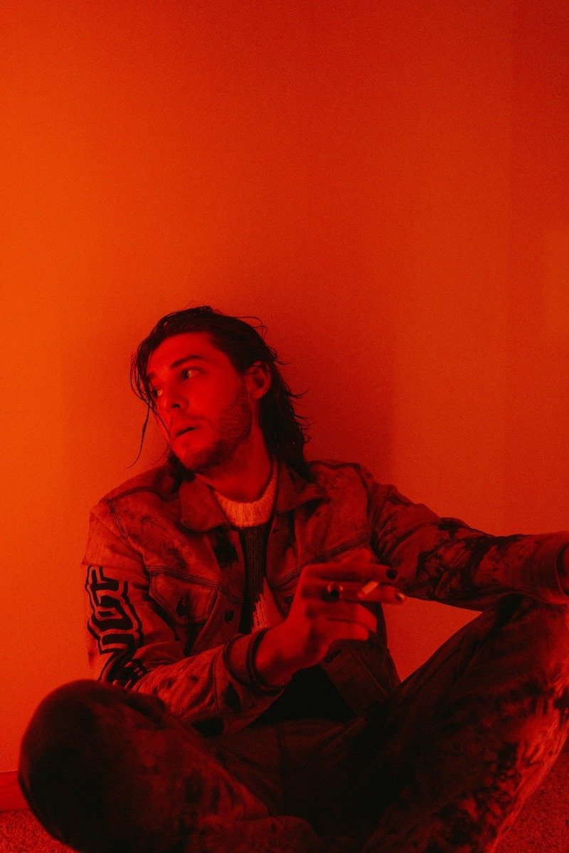 Sam Williams drops a lyric video for “Can’t Fool Your Own Blood”