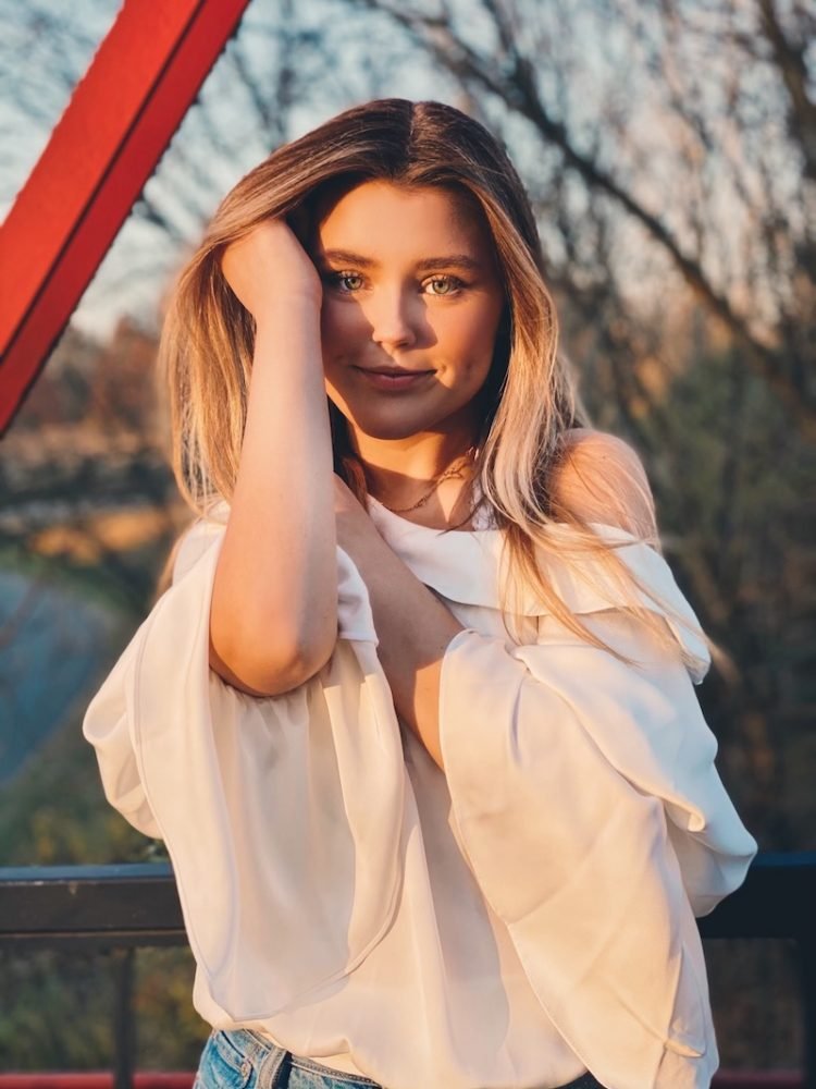 Ada LeAnn releases an adorable pop tune, entitled, “Young Love”