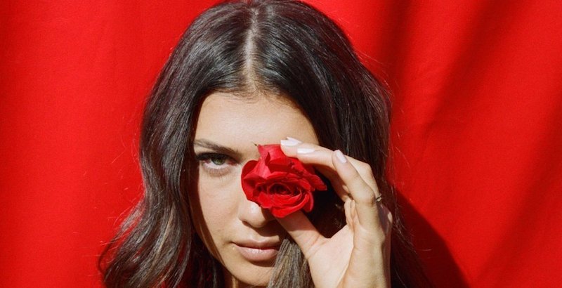 Leah Kate releases a lyric visualizer for her “Boyfriend” single