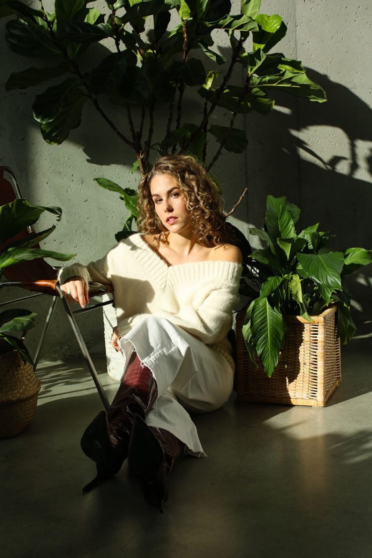 Michaela Slinger releases a video for her “Too Good To Be Great” single