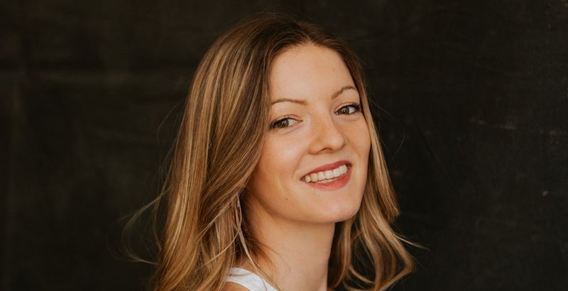 Emily Kate releases a lovely country tune, entitled, “The Whole Time”