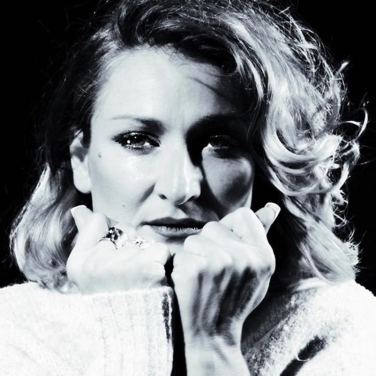 Bec Caruana releases a romantic R&B ballad, entitled, “‘Til We're Naked”