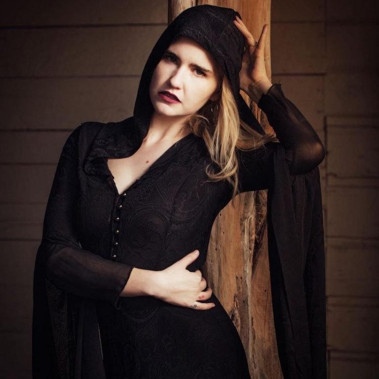 Grace Otto drops an honest post-breakup tune, entitled, “You're the Worst”