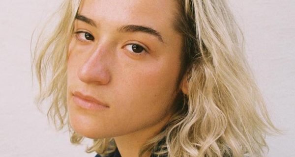 Cassidy King unveils a lovely tropical pop tune, “Wasted”