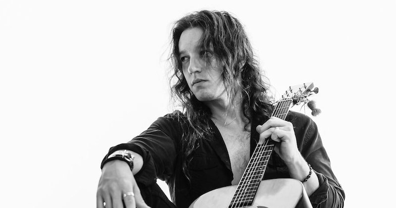 Eddie Davis releases a music video for his “Billboards & Barracudas” single