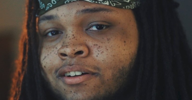 Kid Travis releases an animated lyric video for his “Birds” single