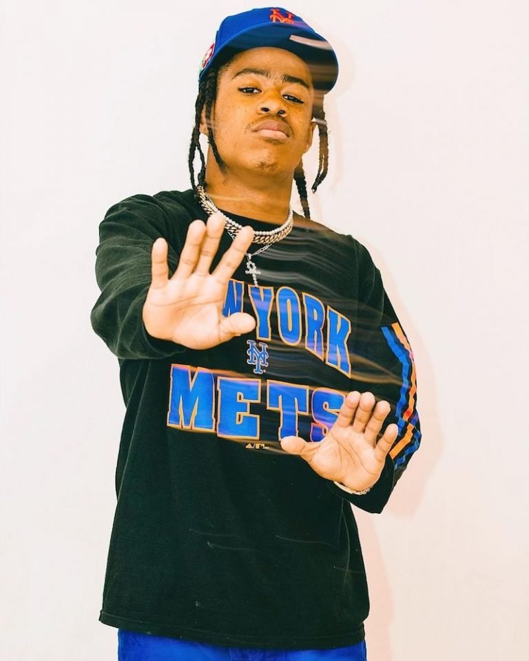 TJ Brown releases an appealing video for his “What's Your Sign?” single