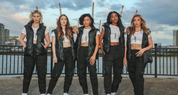 Bec Caruana releases a romantic R&B ballad, entitled, “‘Til We're Naked”