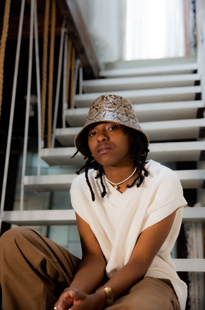 Kenya Vaun drops an infectious new R&B banger, titled, “Summer”