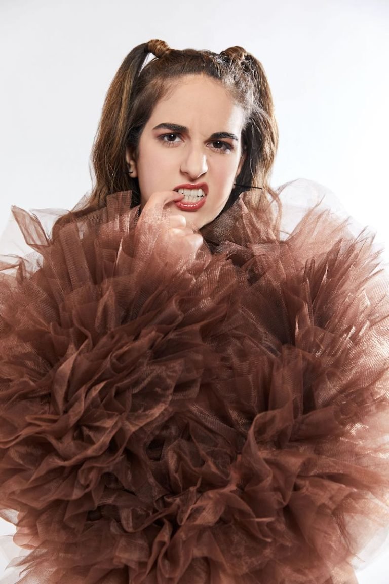 Ava Della Pietra drops a gripping new ballad, titled, 'it started with u'