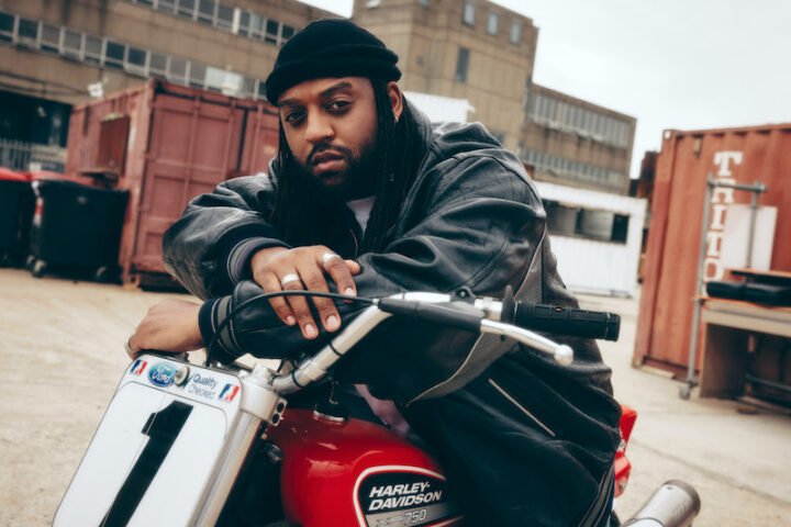 Vibe to Oritsé Williams, Ayo Beatz, & Bella Shmurda's "Sober" song