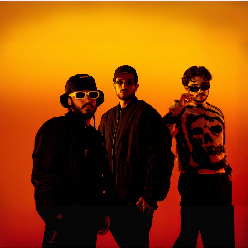 Listen to Mont Rouge & Sasson (FR)'s “War Cry” Single