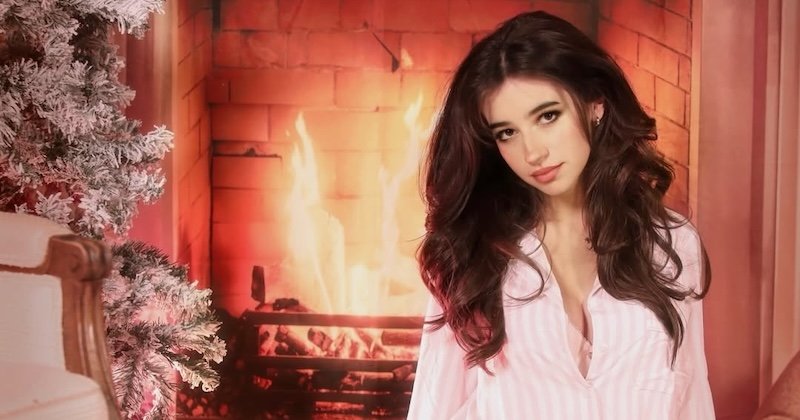 Unraveling the Magic of Sofia Eleni's "Gift from You to Me" Single